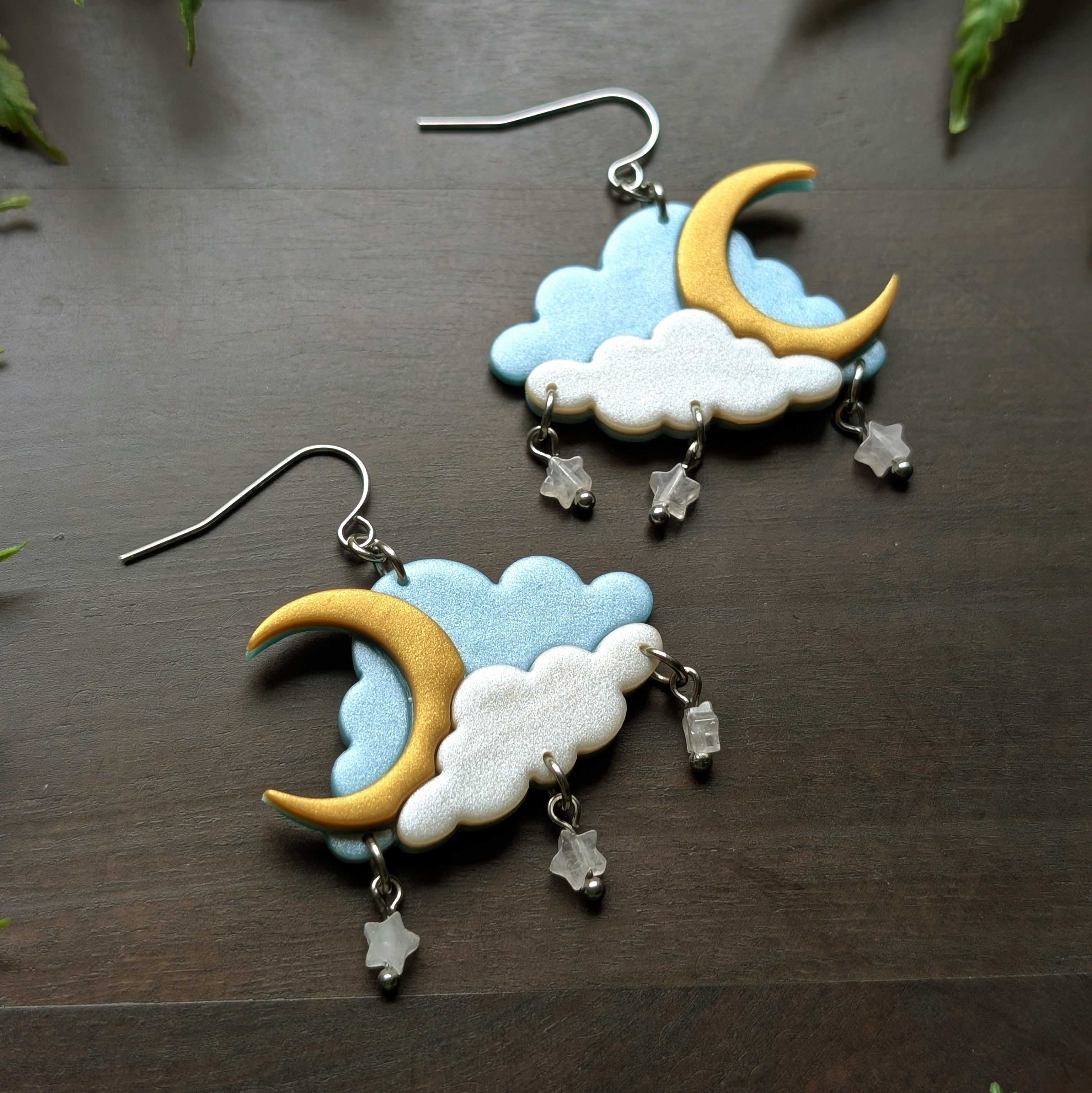 Moon in the Clouds with Rose Quartz – The Midnight Glen